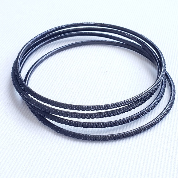 unknown | Jewelry | Sparkly Black Bangle Bracelet Set | Poshmark